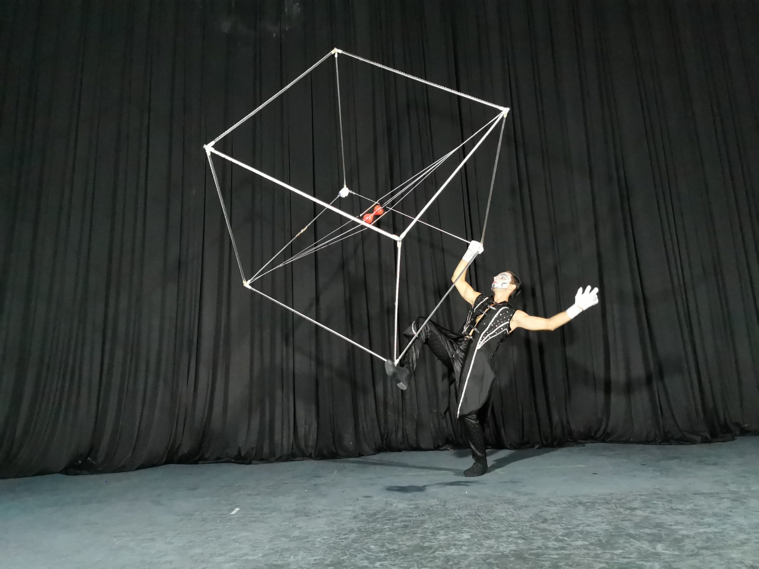 LXR Cube Juggling Act - RubyLemon